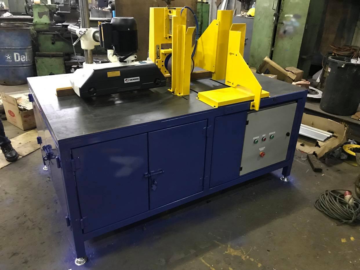 Autofeeder Trimmer Machine Fabricated | Machine Manufacturer